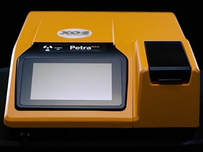 Watch Video: XOS Petra MAX | Labcompare.com