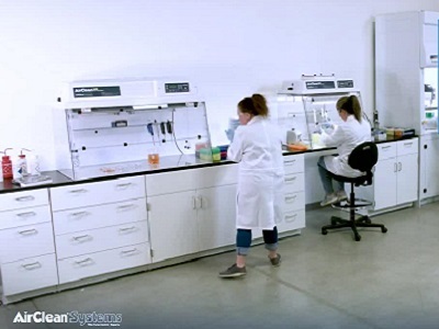 AirClean Systems 600 PCR Workstation | Labcompare.com