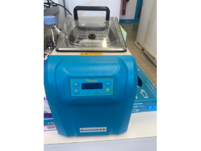 | Labcompare Product Review. Bench Equipment (Water Bath) | Labcompare.com