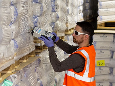 Vaya Handheld Raman Spectrometer for Raw Material Identification from ...