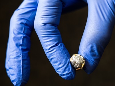 Researcher: Shattered Glass on Bullets Can be Crime-Solving Tool